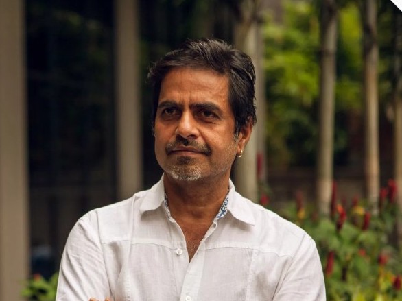 Art Curator Interview – Offbeat, unusual, unconventional & interesting ...